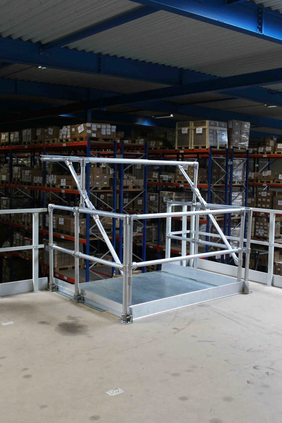 Kee Pivot Pallet Gate & Mezzanine Safety Gate - Kee Safety