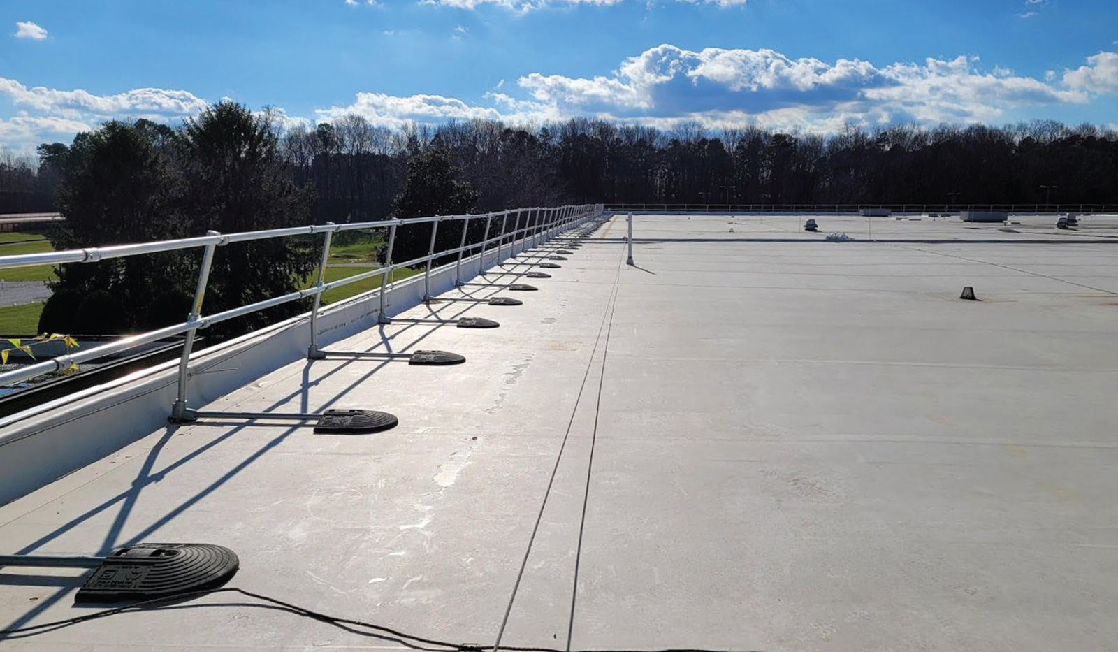 Complete Perimeter Fall Protection for Large Warehouse Facility - Kee ...