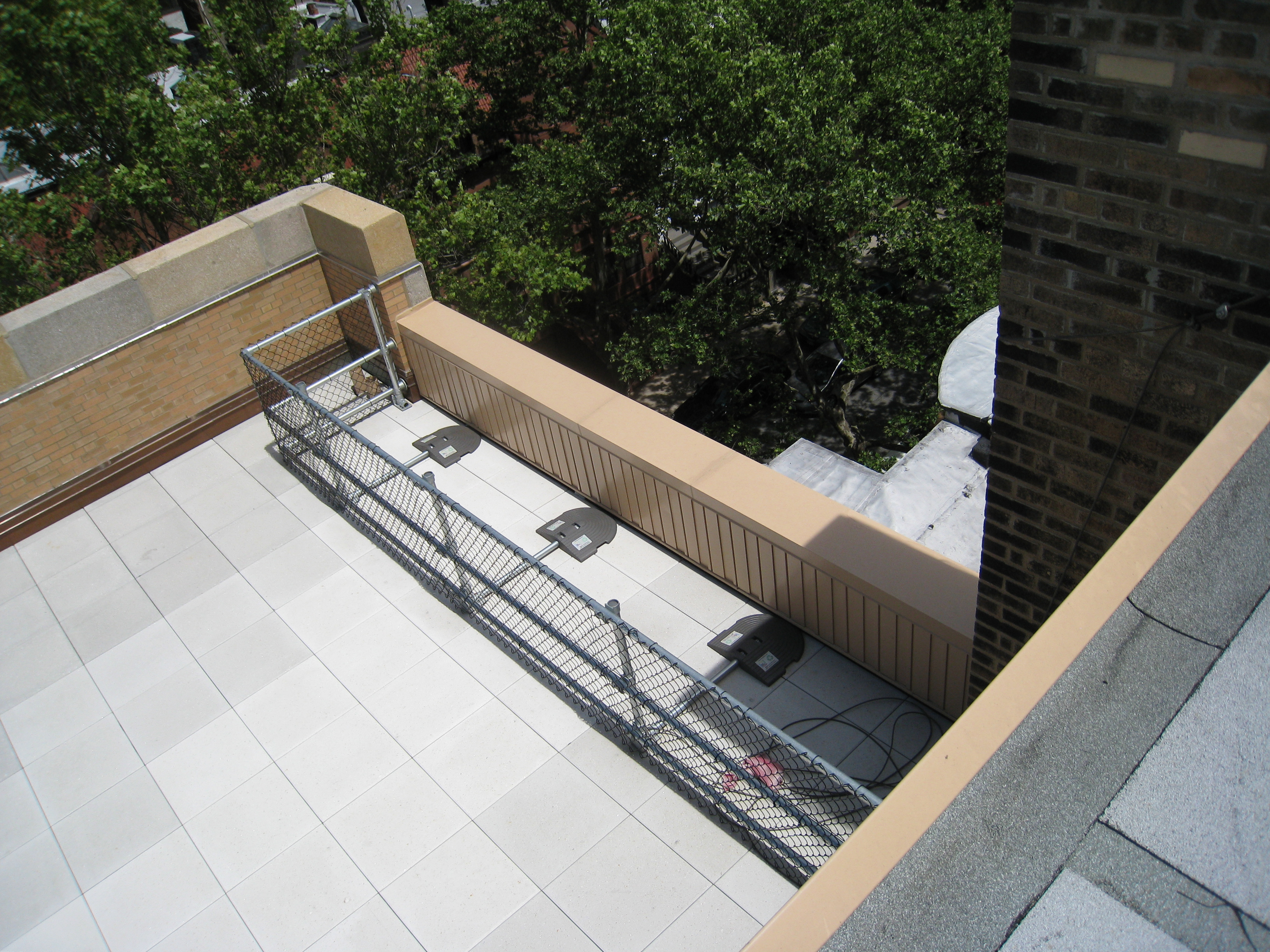 Parapet Wall Fall Protection: Regulations and Best Practices for ...